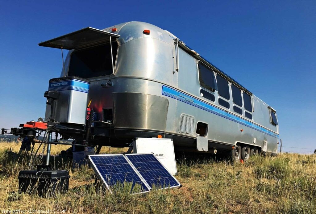 Newschool Nomads – A family on the road living fulltime in an RV.